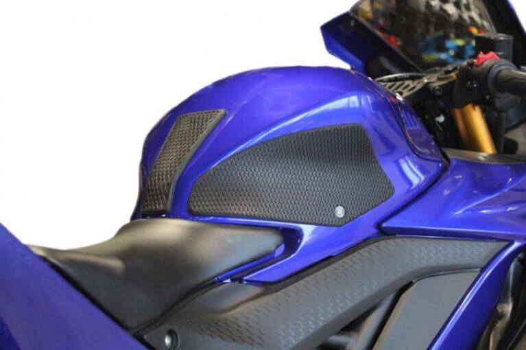 TechSpec Snake Skin Tank Grip Pads 19-25 Yamaha YZF R3– Motostarz